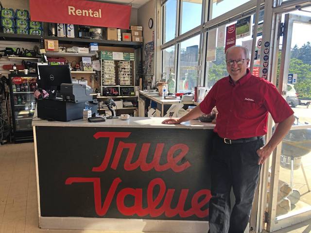 3966232_web1_BPJ-SpotlightAndy-070121