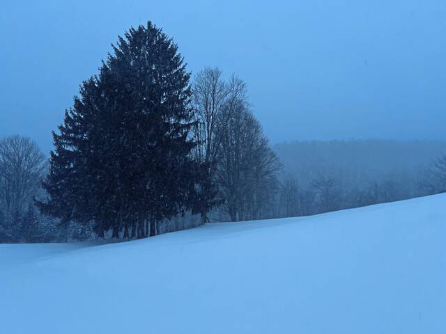 Snow starts with 3-4 inches, another 10 to come; ‘roads are treacherous’