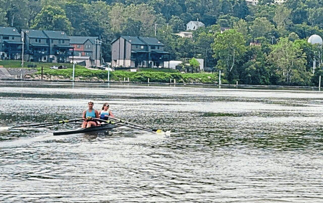 Verona rowing club sends 9 to national youth finals