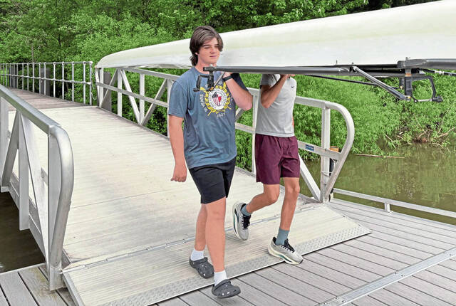Verona rowing club sends 9 to national youth finals